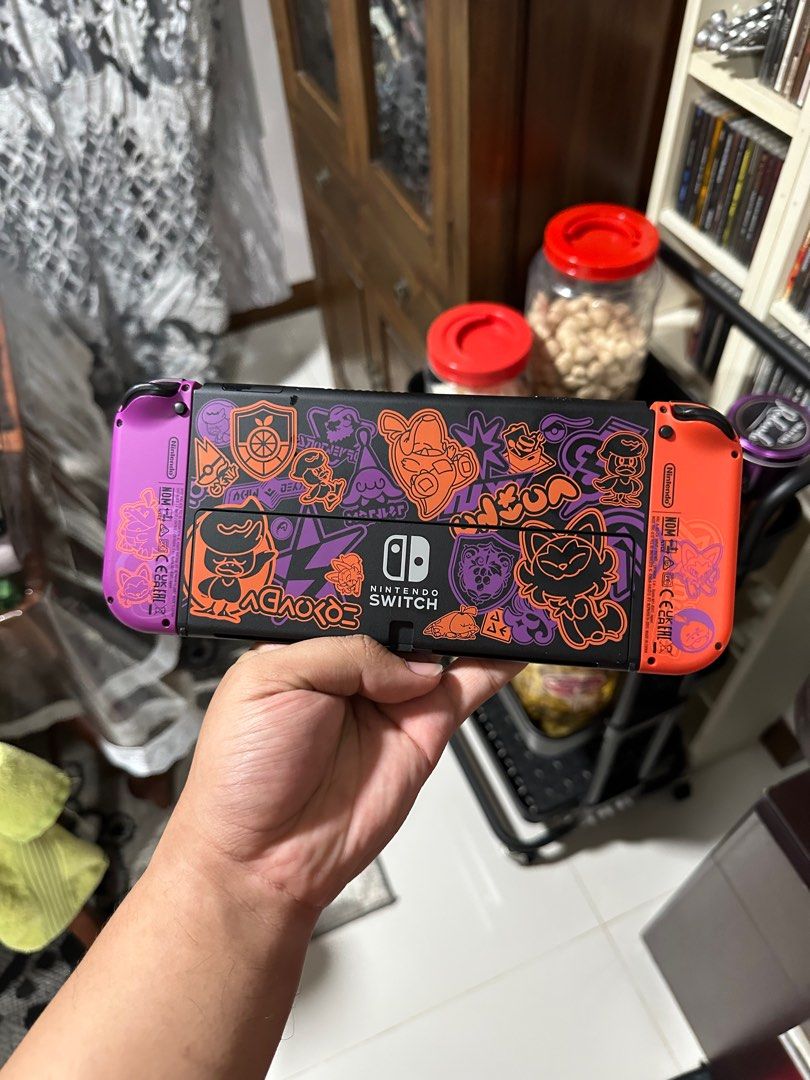 Nintendo Switch Pokemon Edition, Video Gaming, Video Game Consoles ...