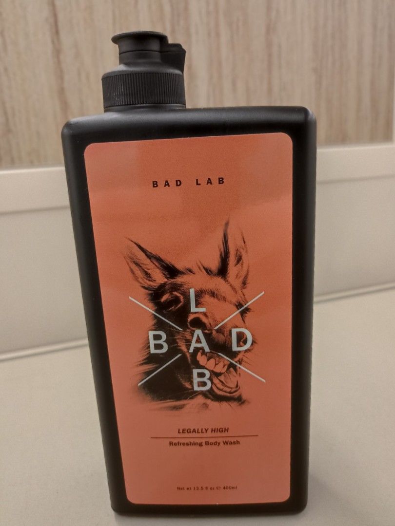 [BRAND NEW] BadLab 'LEGALLY HIGH' Refreshing Body Wash 400ml, Beauty & Personal Care, Bath ...