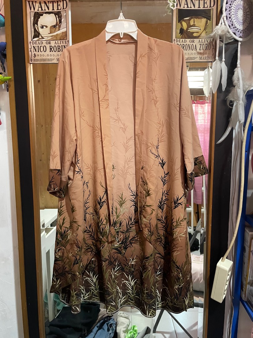 Outer panjang, Fesyen Wanita, Pakaian Wanita, Baju Luaran di Carousell