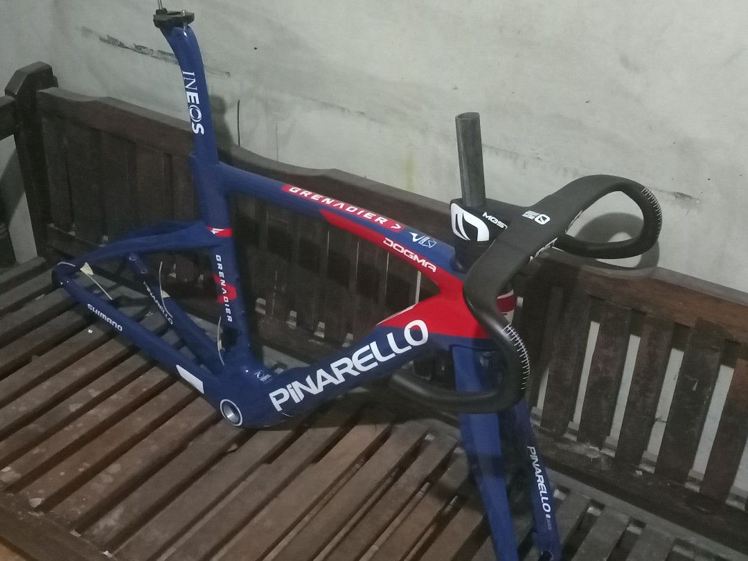Pinarello Dogma F team Ineos Grenadier frame set, Sports Equipment ...