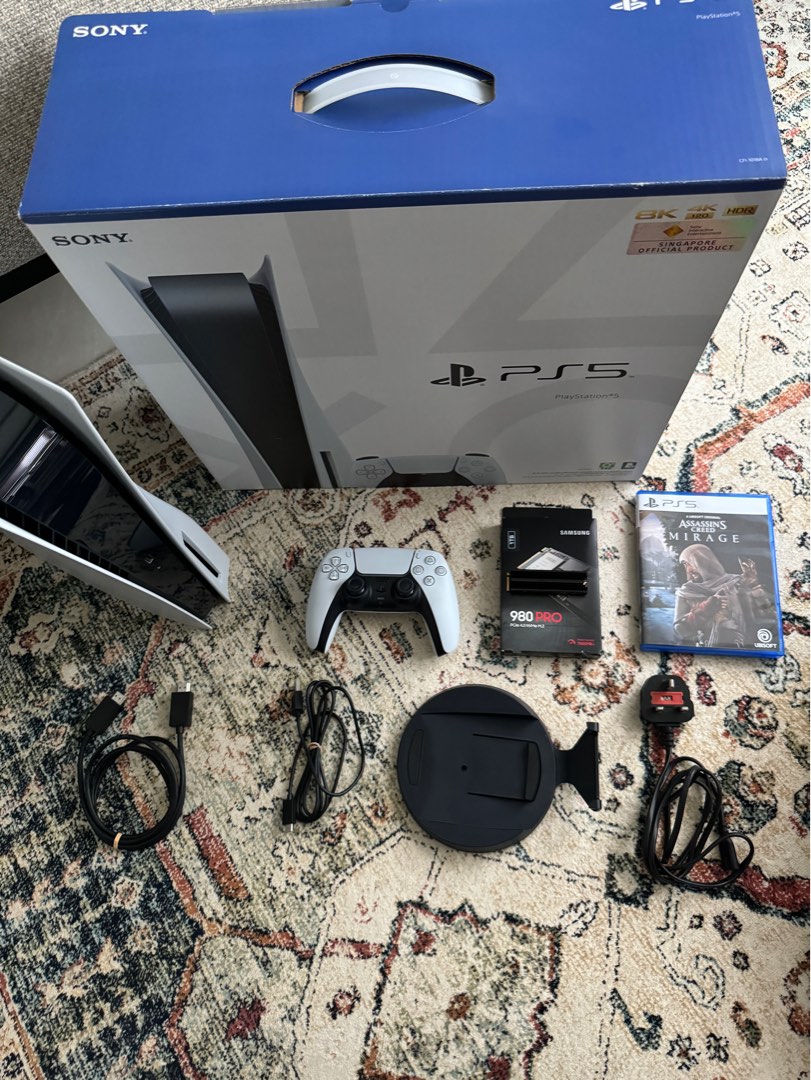 PS5 Disc Edition (full set w box) + 1TB Samsung SSD Upgrade + Assassins ...