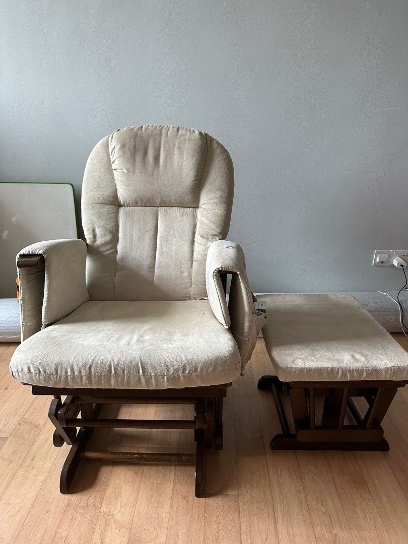 Rocking Chair, Furniture & Home Living, Furniture, Chairs on Carousell