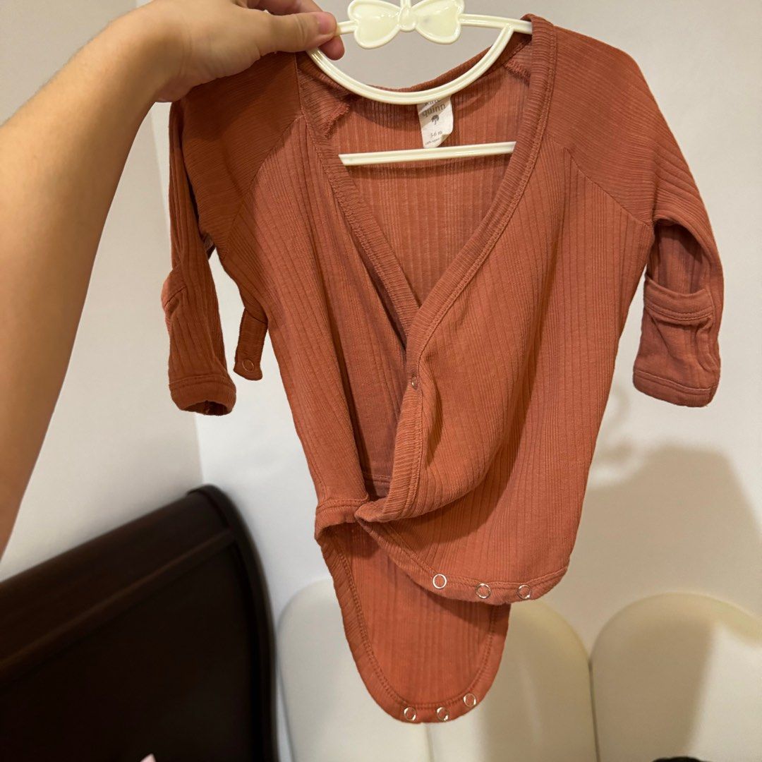Rust Baby Onesie 6-9Mos, Babies & Kids, Babies & Kids Fashion on Carousell