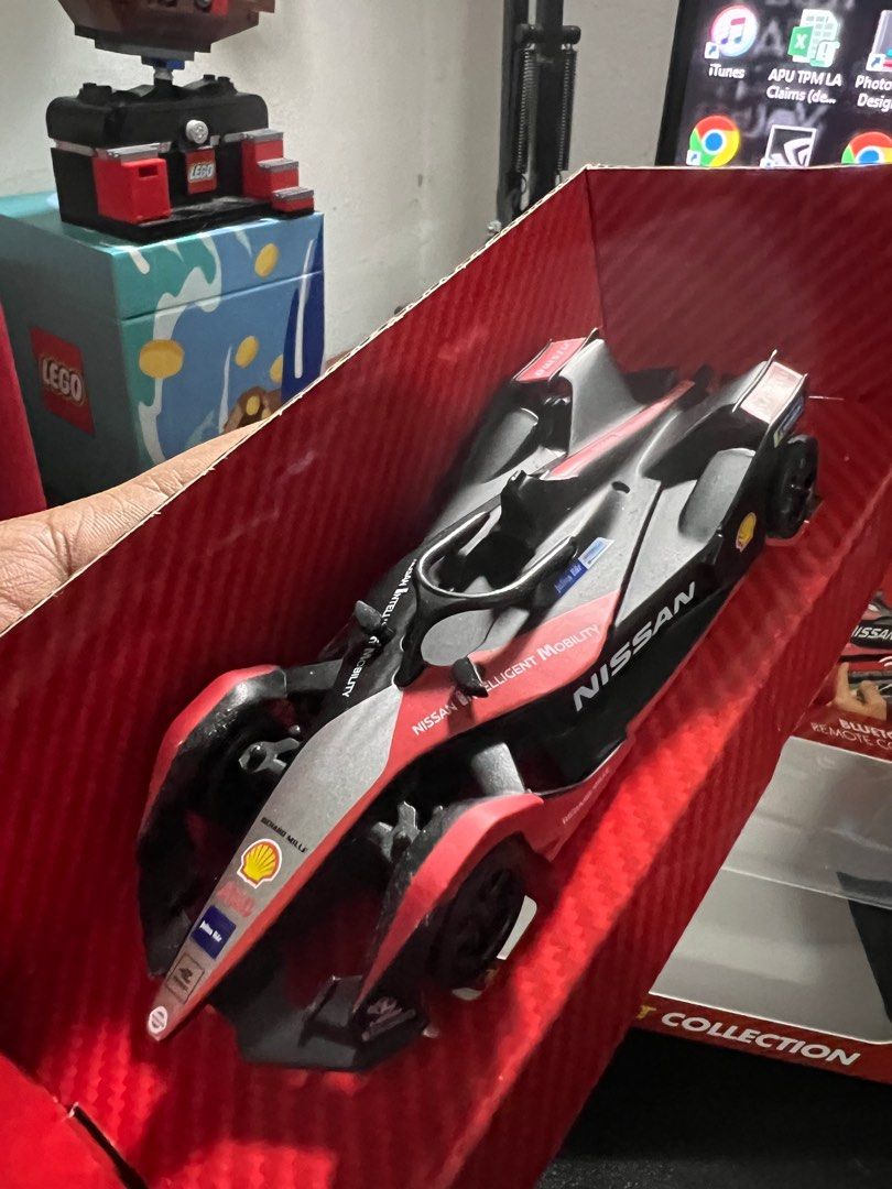 SHELL Motorsport Collection - Nissan Formula E Gen 2 Car, Hobbies ...
