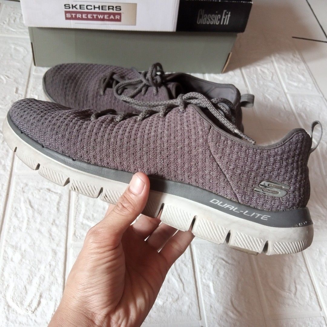 Skechers Running Shoes Dual Lite, Fesyen Pria, Sepatu , Sneakers di ...