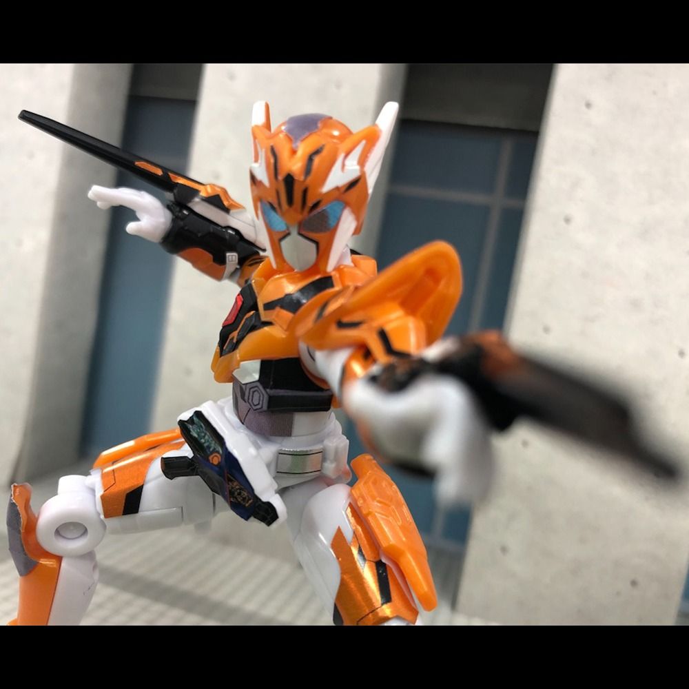 SO-DO Kamen Rider Valkyrie Justice Serval, Hobbies & Toys, Toys & Games ...