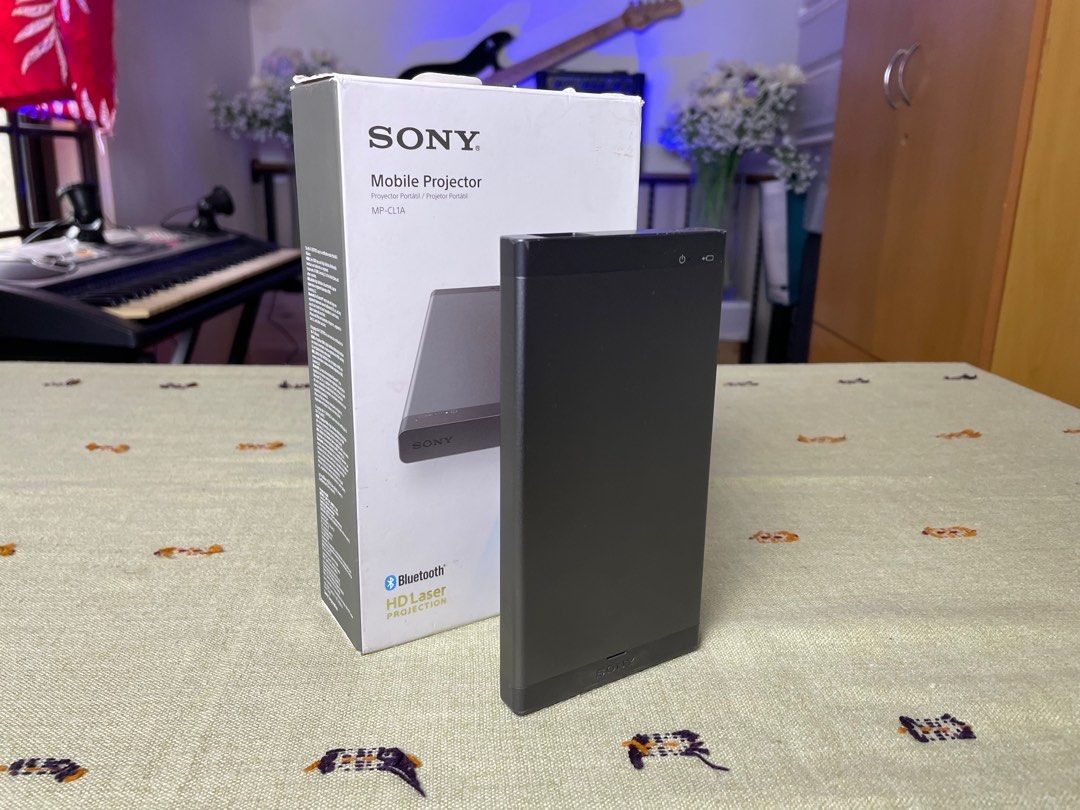 Sony mobile projector MP-CL1A, TV & Home Appliances, TV & Entertainment ...