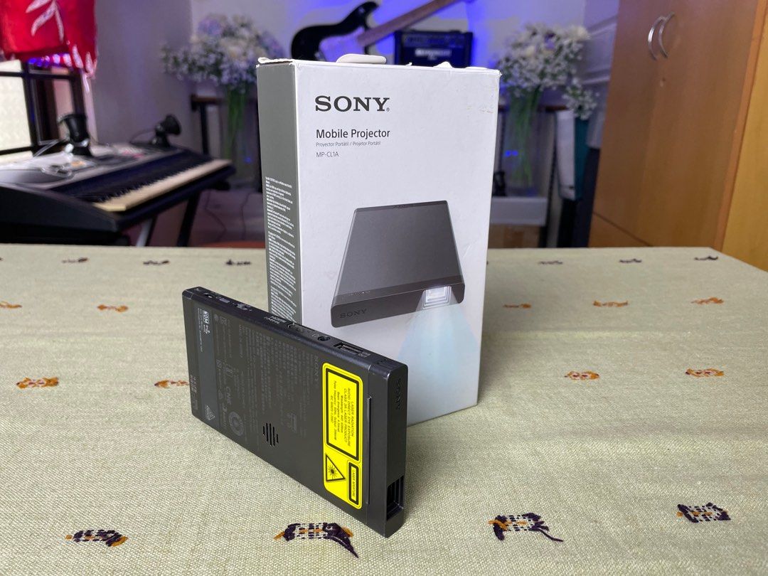 Sony mobile projector MP-CL1A, TV & Home Appliances, TV & Entertainment ...
