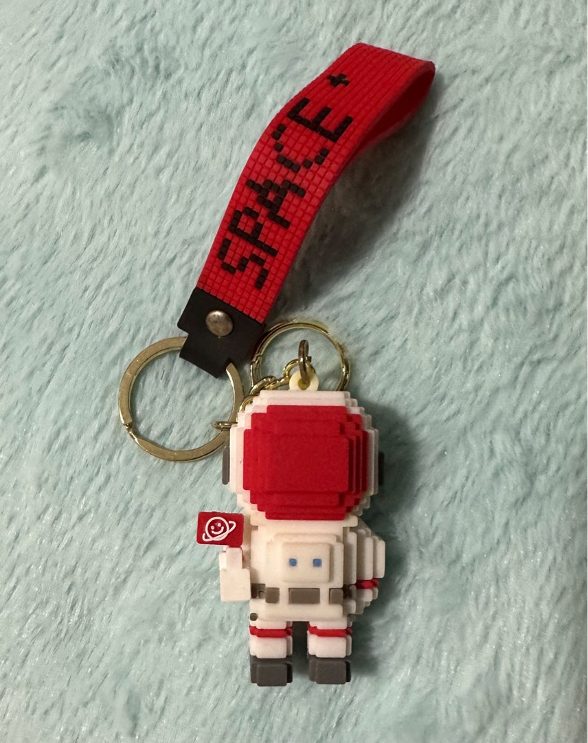 Spaceman Keychain, Hobbies & Toys, Stationery & Craft, Other Stationery ...