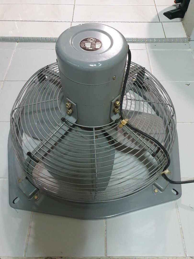 Super Strong Ventilating Fan / Industrial Fan, Furniture & Home Living ...