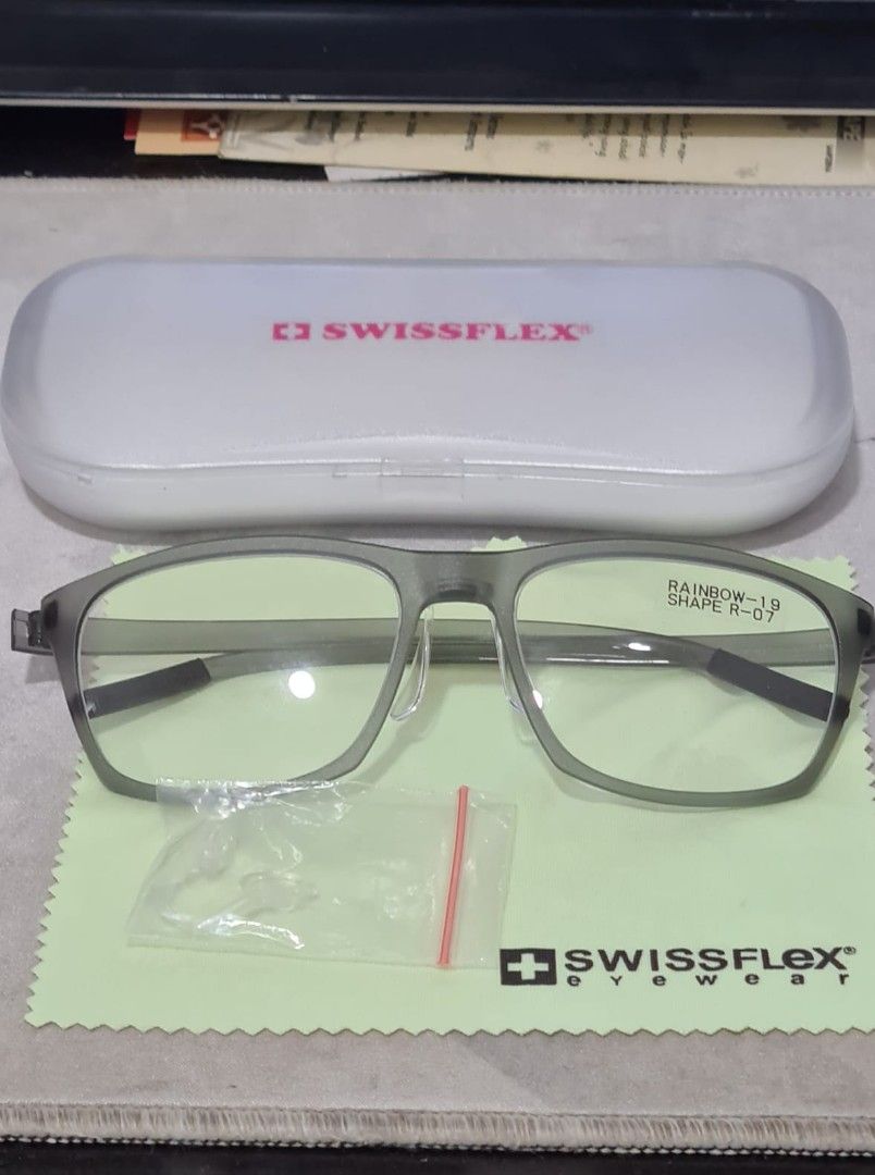 Swissflex Rainbow NEW + nosepad NEW, Fesyen Pria, Aksesoris, Kacamata di Carousell
