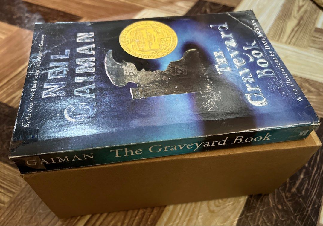 The Graveyard Book - Neil Gaiman, Hobbies & Toys, Books & Magazines ...