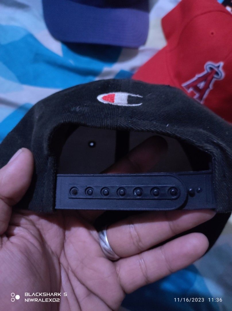 Vintage Champion Snapback, Men's Fashion, Watches & Accessories, Caps ...