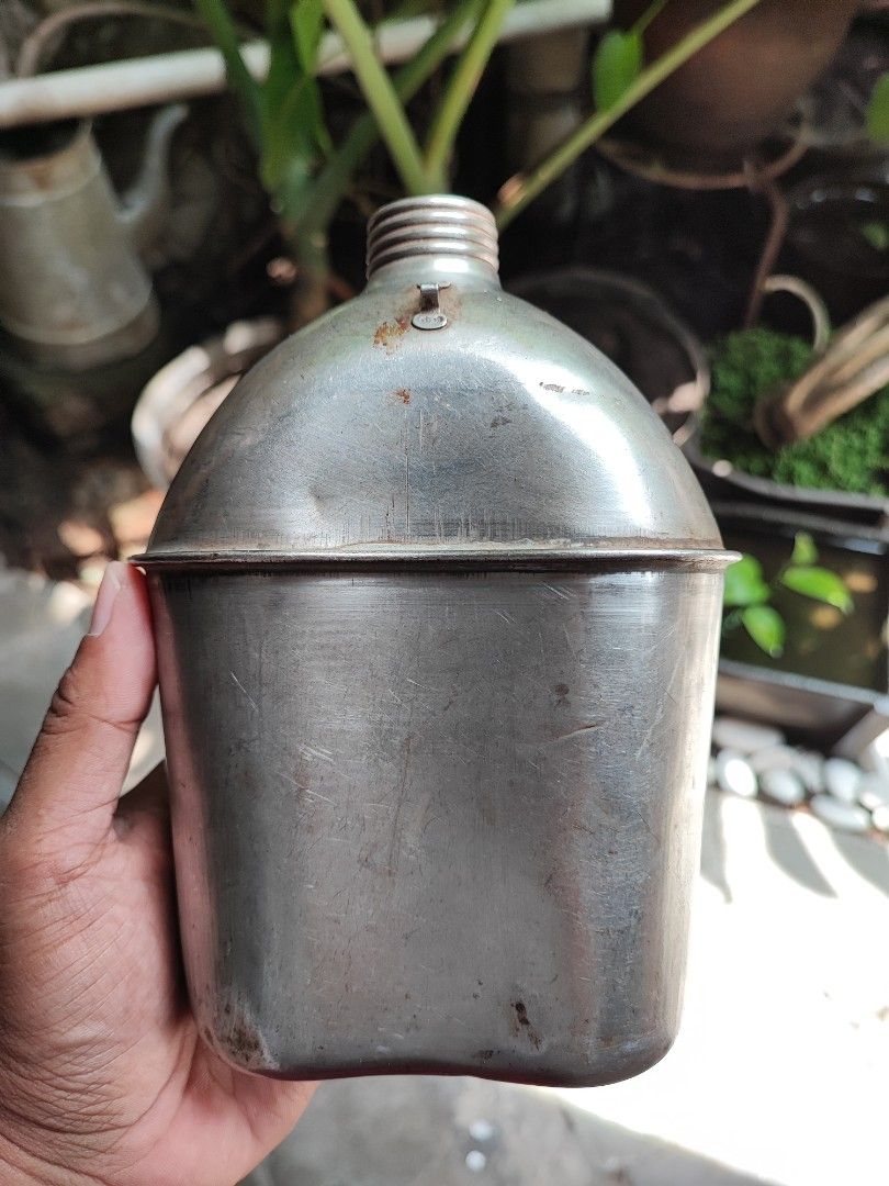 Vintage US Military WW2 1944 U.S. G.P. & F.CO Metal Canteen, Antik ...