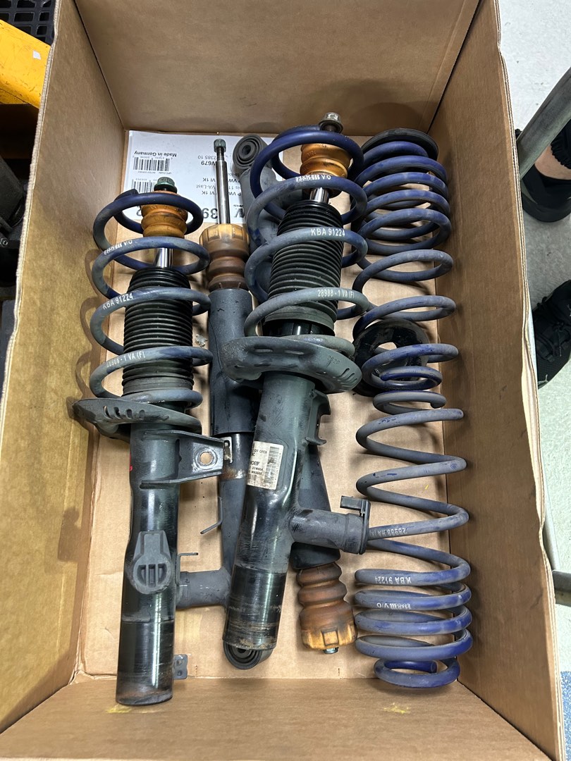 VW MK6 GTI Stock suspension and lowered springs, Car Accessories ...