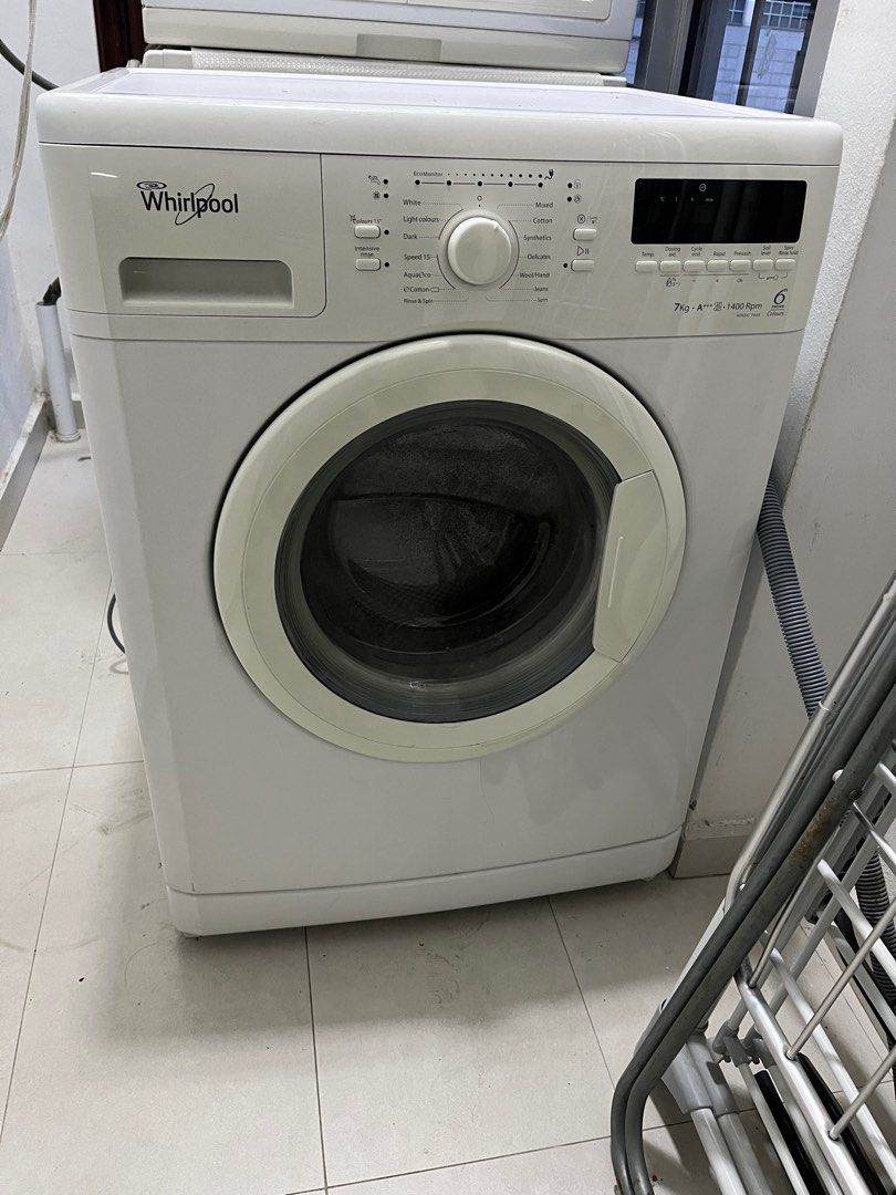 Whirlpool CFCR70111 FreshCare+ Slim 7kg Washer, 1000 rpm Washing ...
