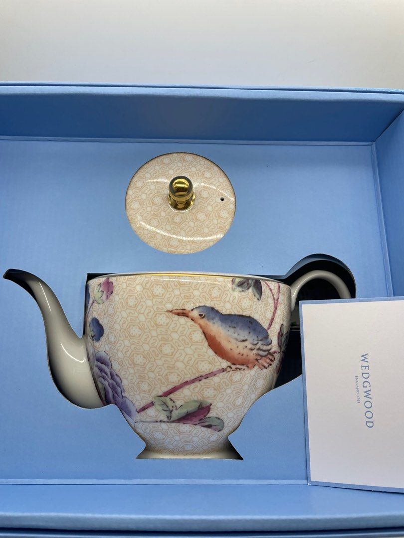 Wedgwood Harlequin Cuckoo Tea Story 12-1/2-Ounce Teapot, Furniture ...