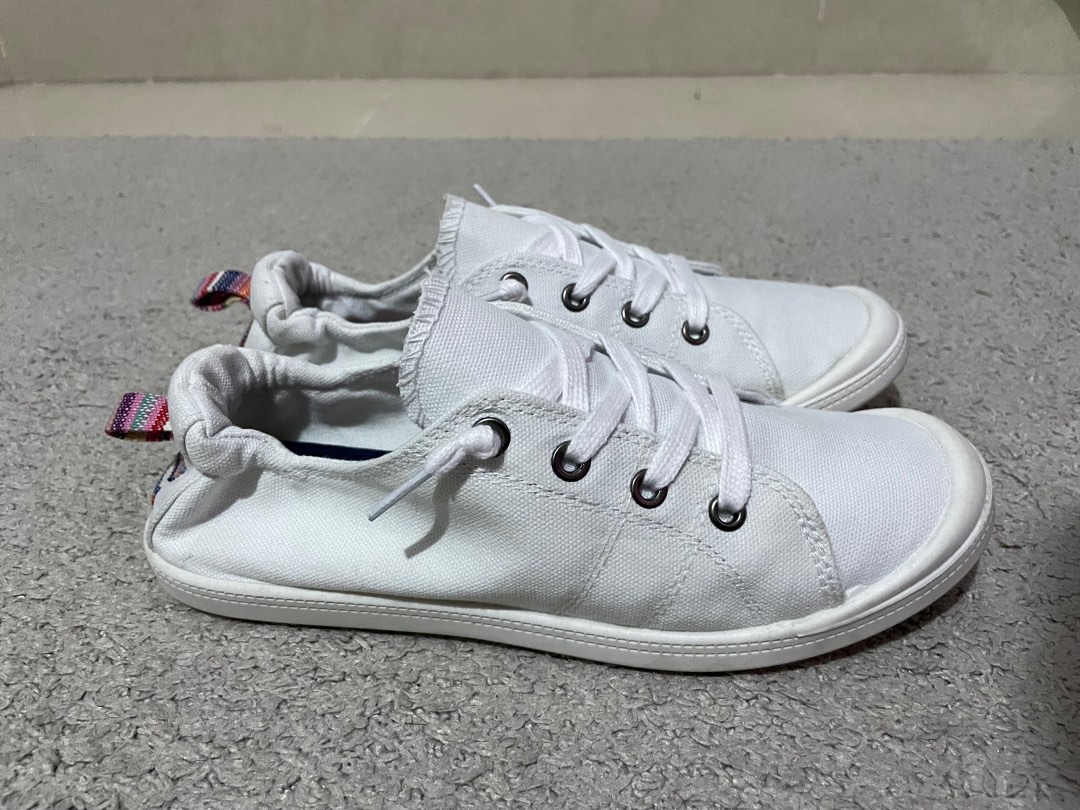 White Sneaker Ladies Womens, Women's Fashion, Footwear, Sneakers on ...