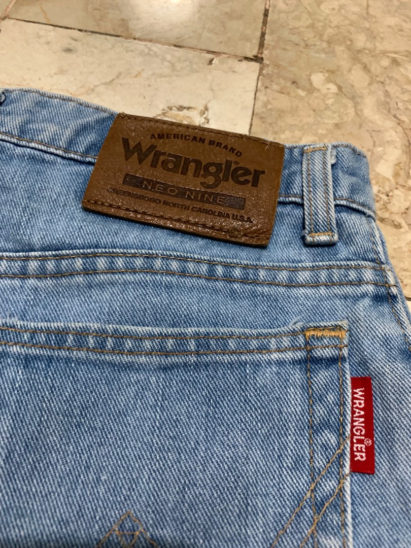 WRANGLER PANTS, Men's Fashion, Bottoms, Jeans on Carousell