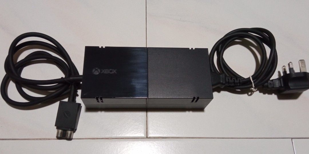 Xbox One (First Gen), Video Gaming, Video Game Consoles, Xbox on Carousell