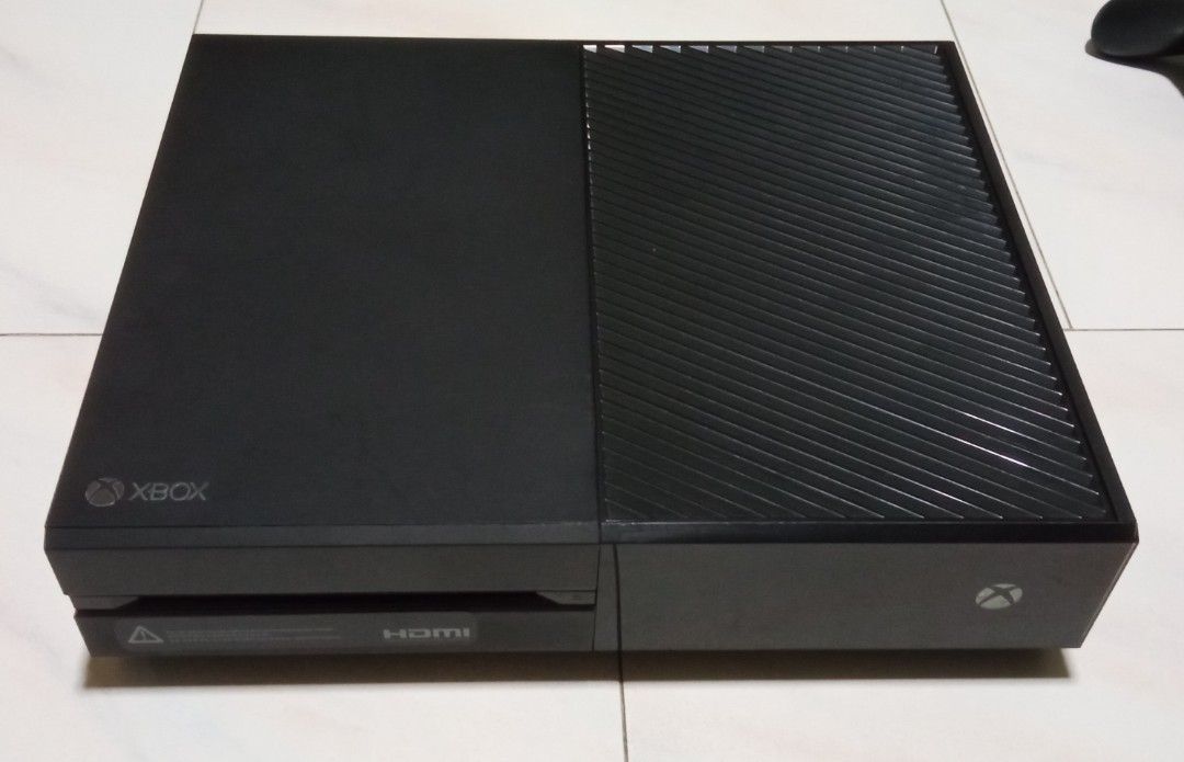 Xbox One (First Gen), Video Gaming, Video Game Consoles, Xbox on Carousell