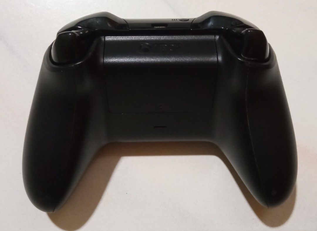 Xbox One (First Gen), Video Gaming, Video Game Consoles, Xbox on Carousell