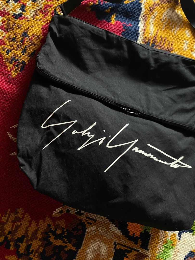 Yohji Yamamoto Signature Script Logo Sling Bag, Men's Fashion, Bags ...