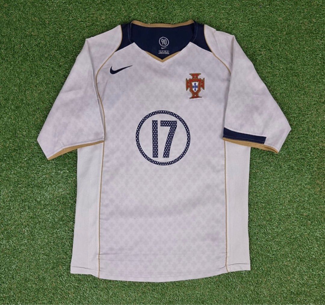 #17 CR7 Cristiano Ronaldo Portugal 2004/06 Away soccer/football jersey ...
