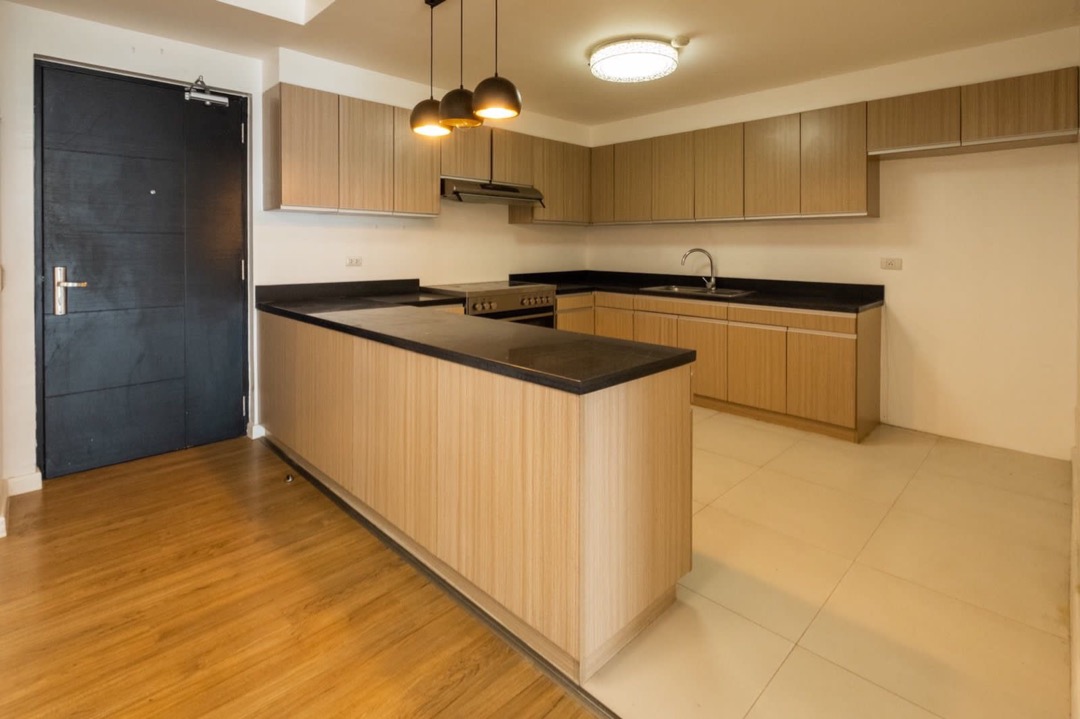 3BR Sequioa in Two Serendra by Alveo Ayala Land, Property, For Sale ...