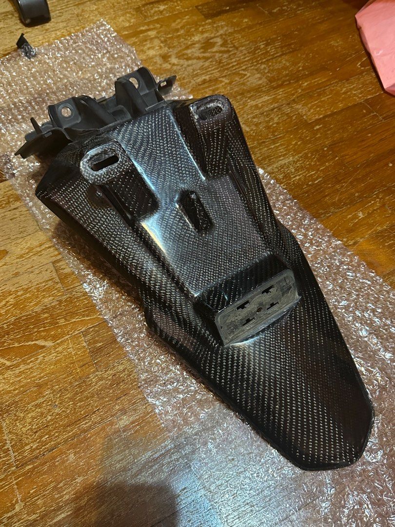 aerox 155 carbon fibre rear fender, Motorcycles, Motorcycle Accessories ...