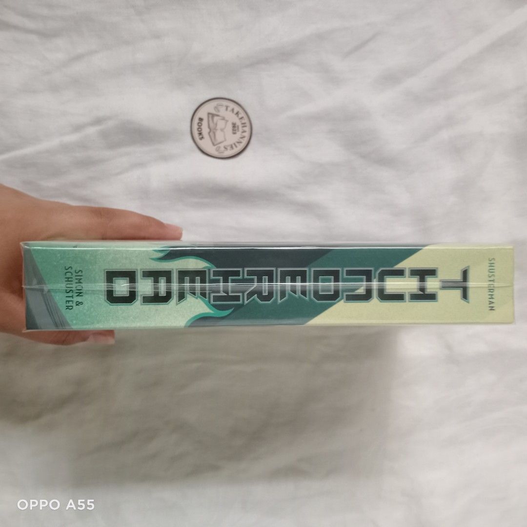 Arc of Scythe Book 2 Thunderhead, Hobbies & Toys, Books & Magazines ...