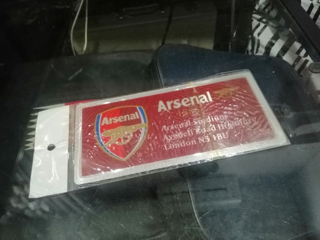 ARSENAL METAL STICKER EMBLEM, Hobbies & Toys, Collectibles ...