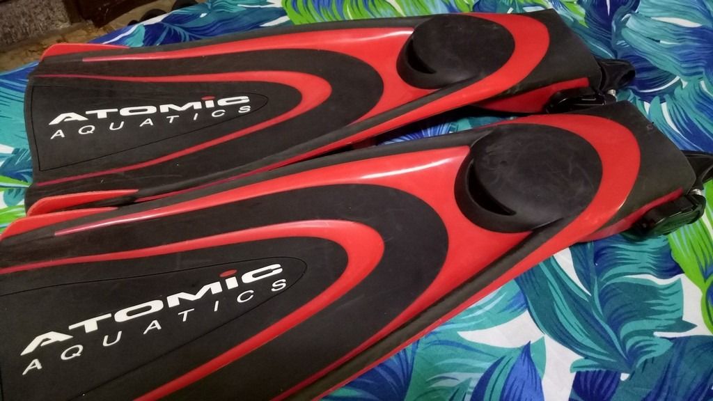 Atomic Aquatics Scuba dive fins Red Blade fins flippers, Sports ...