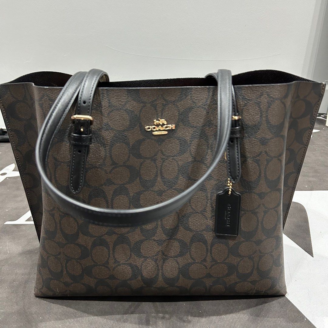 Authentic Coach Mollie Tote, Luxury, Bags & Wallets on Carousell