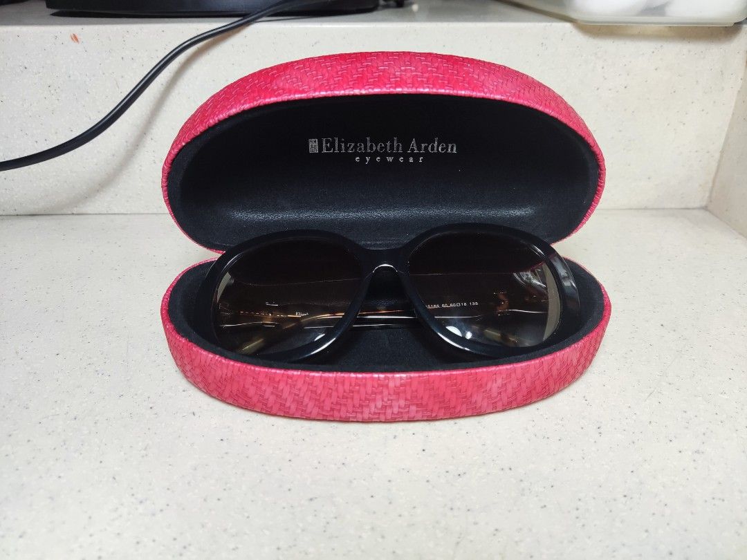Authentic Elizabeth Arden sunglasses, Women's Fashion, Watches ...