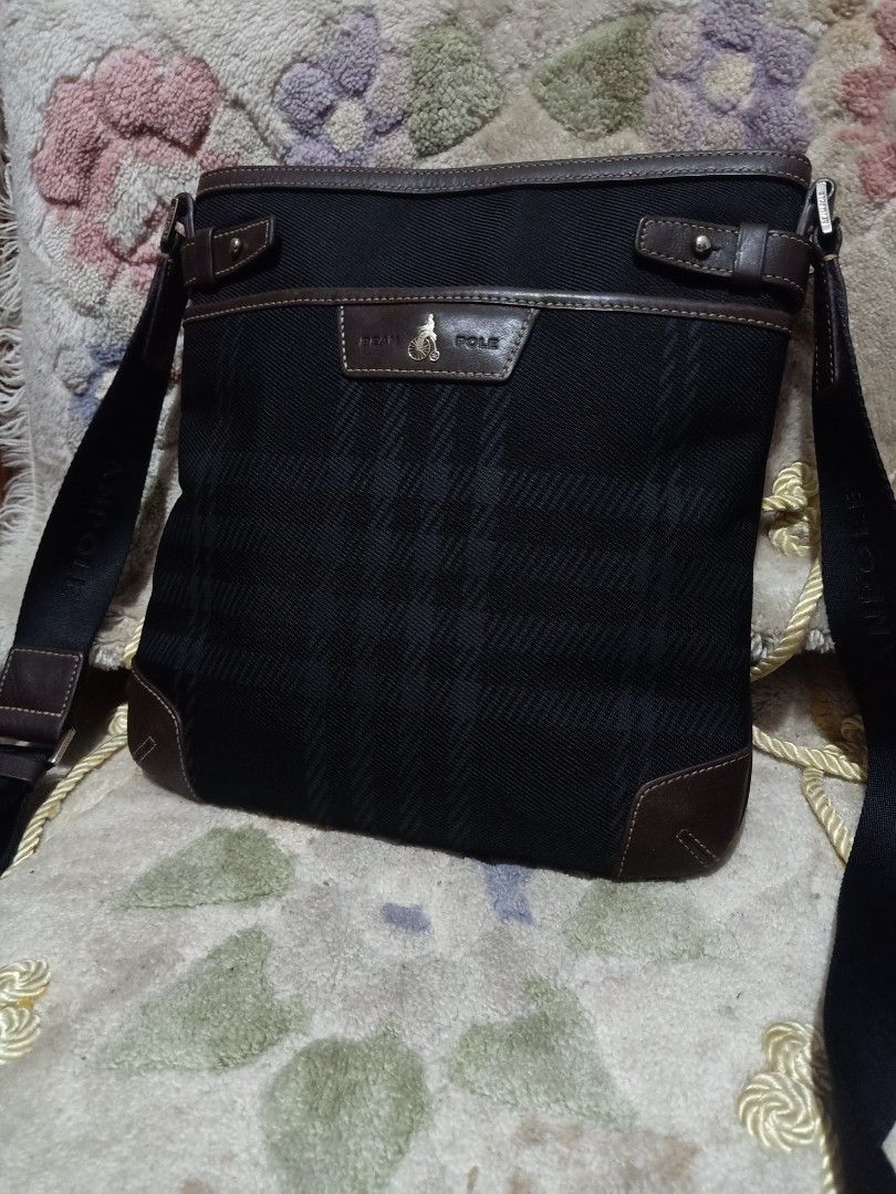 beanpole, Men's Fashion, Bags, Sling Bags on Carousell