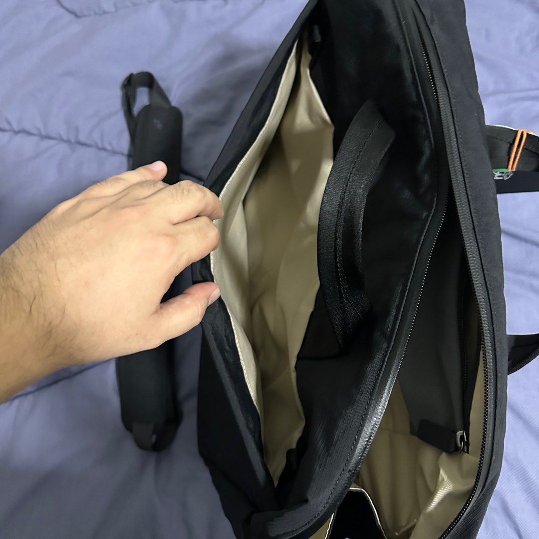 Bellroy Tokyo Work bag 20L Midnight, Computers & Tech, Parts ...