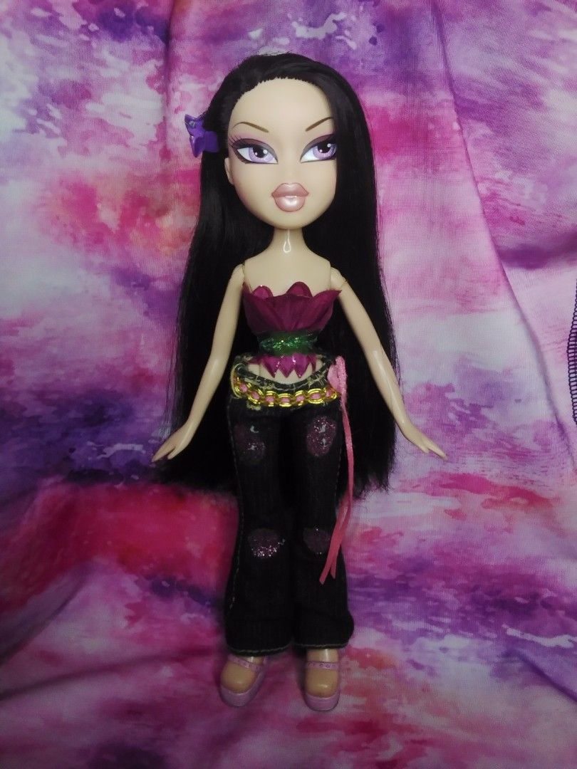Bratz Flower Girlz Nora Hobbies And Toys Toys And Games On Carousell