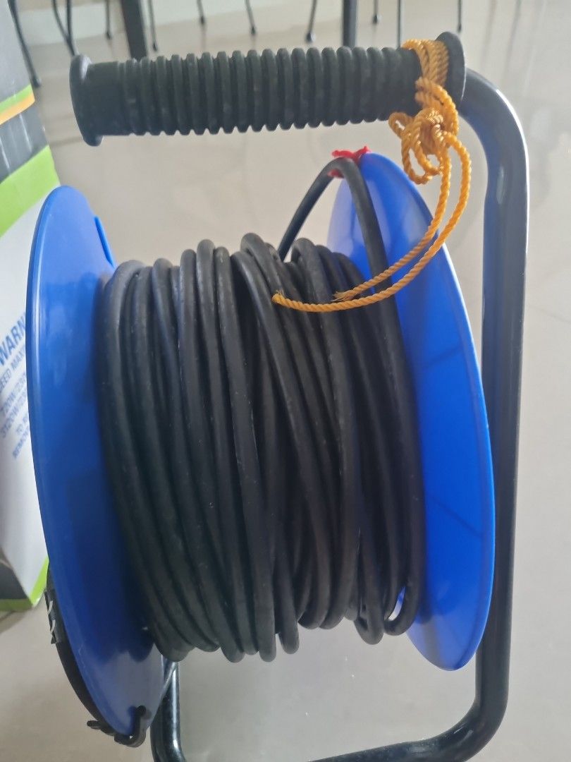 Britz Cable Reel, TV & Home Appliances, Electrical, Adaptors & Sockets ...