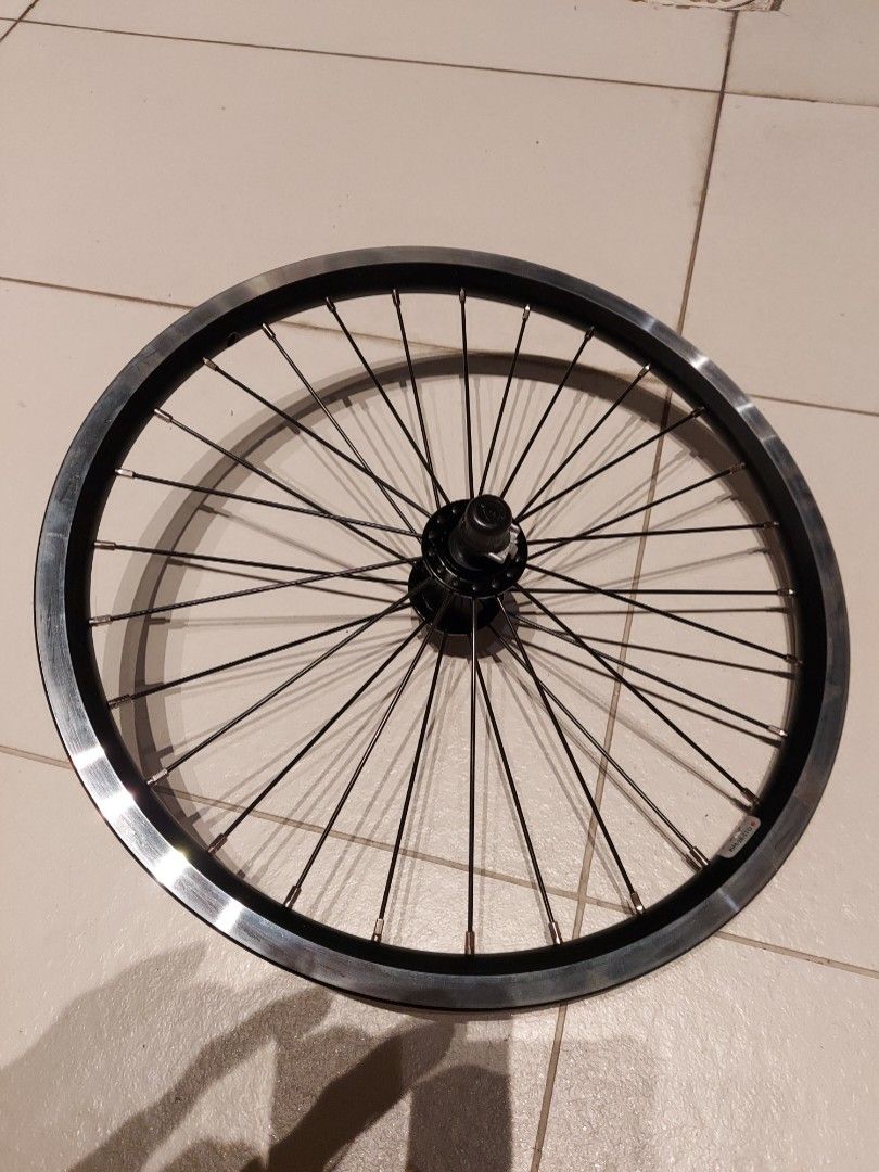 Brompton 2pd wheelset, Sports Equipment, Bicycles & Parts, Parts ...