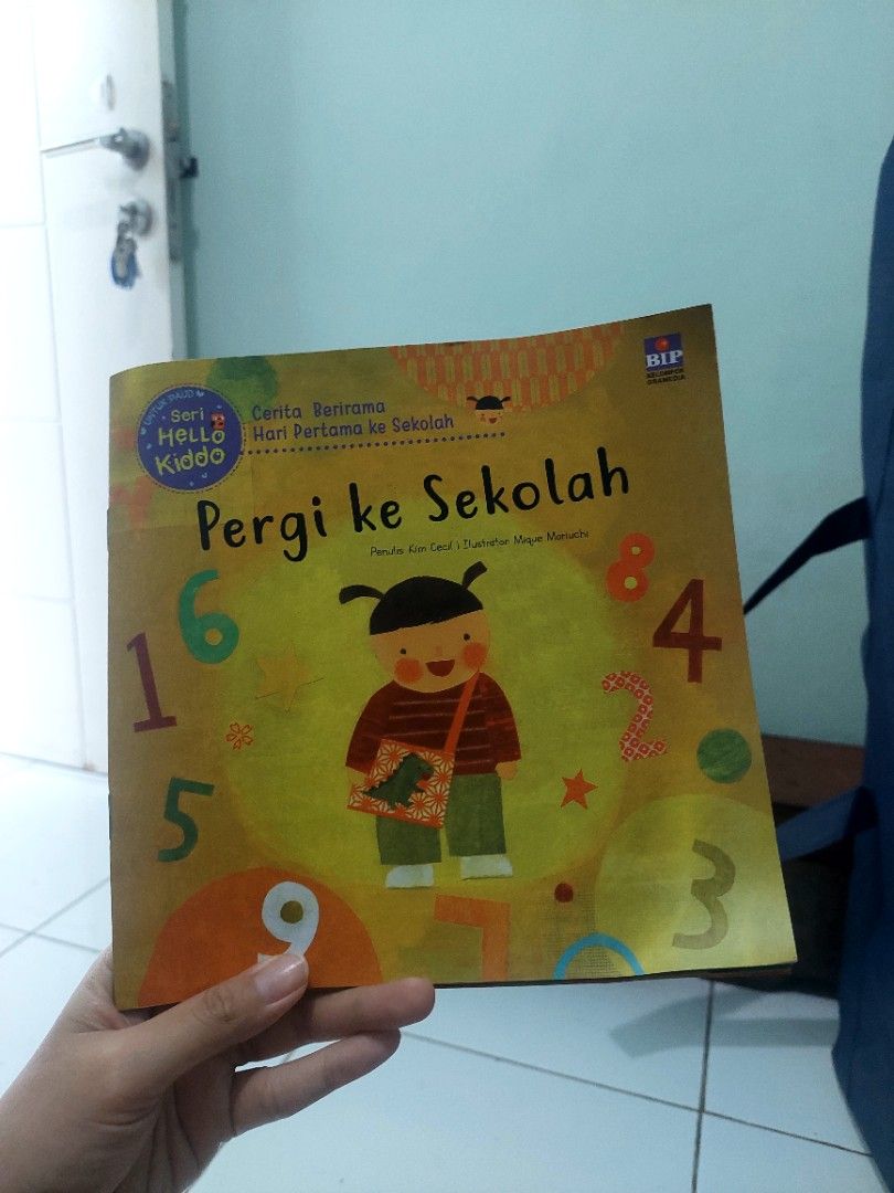 Buku Pergi ke Sekolah, Buku & Alat Tulis, Buku Anak-Anak di Carousell