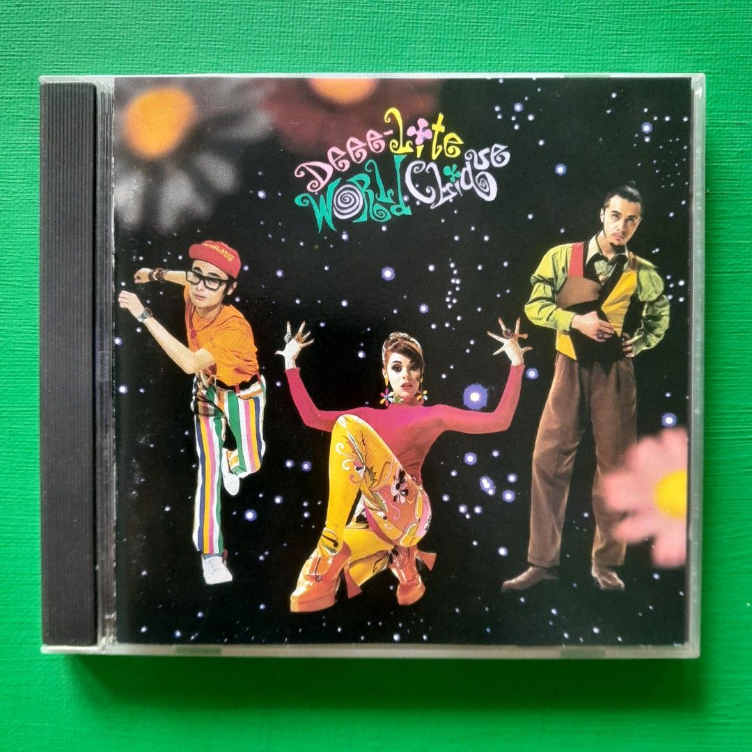 DEEE-LITE 1990 "WORLD CLIQUE" CD, Hobbies & Toys, Music & Media, CDs ...