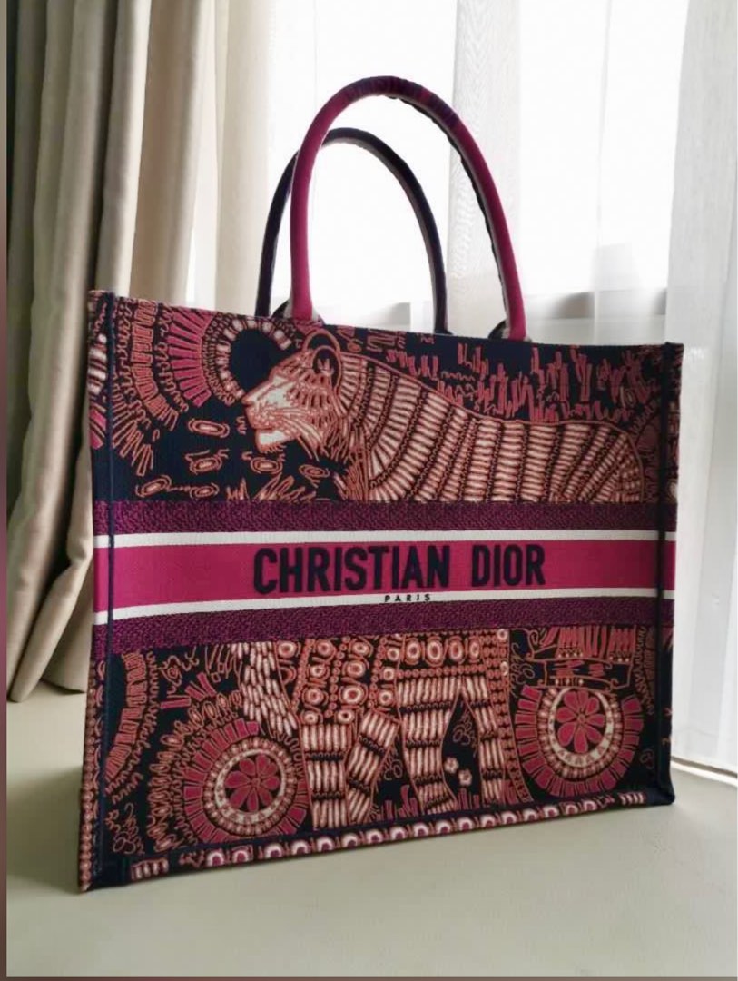 Dior book tote, Women's Fashion, Bags & Wallets, Tote Bags on Carousell