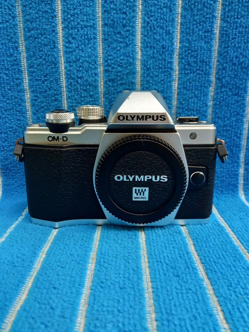 EM10 Mark ii body olympus, Photography, Cameras on Carousell