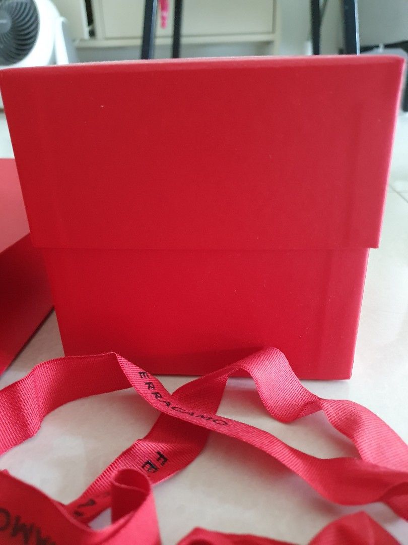 Ferragamo paper bag and box for belt., Luxury, Accessories on Carousell