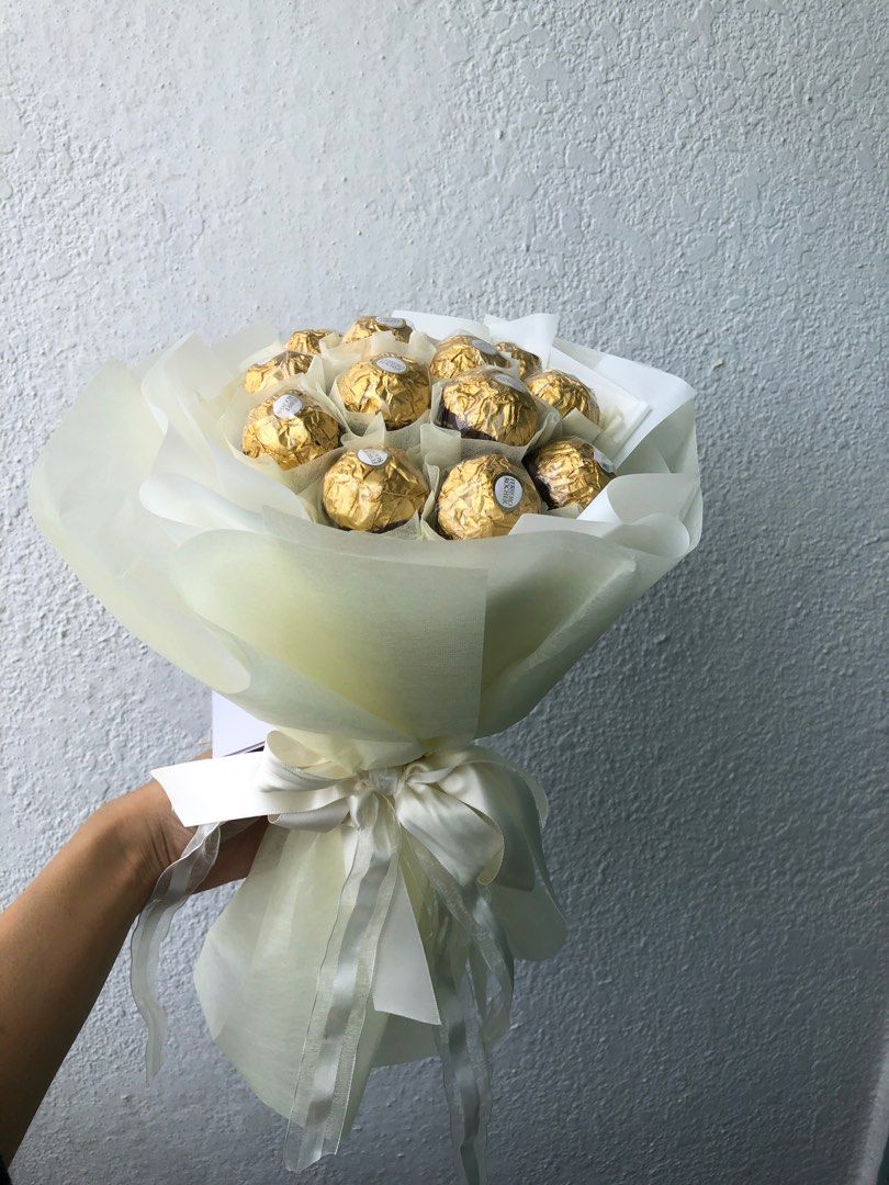 Ferrero Rocher Chocolate Bouquet, Hobbies & Toys, Stationery & Craft ...