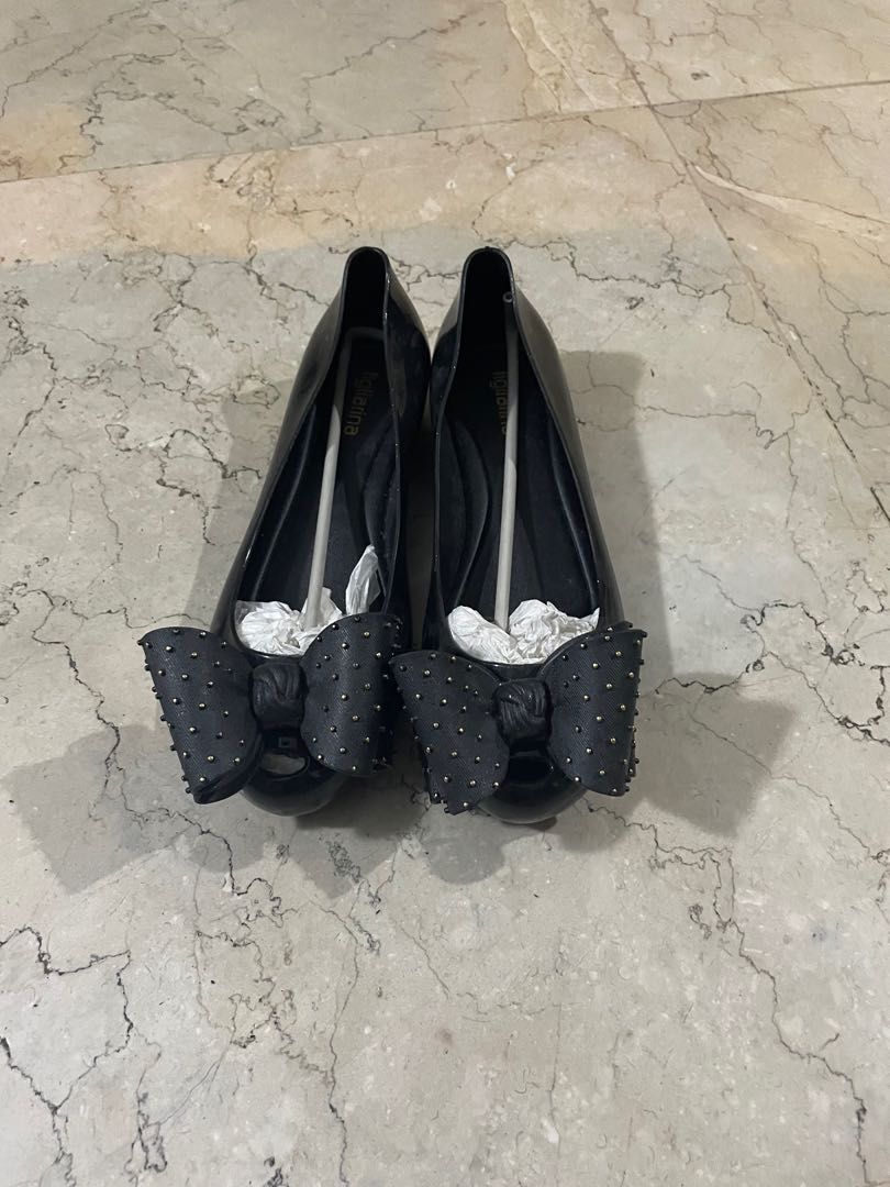 figliarina shoe, Women's Fashion, Footwear, Flats & Sandals on Carousell