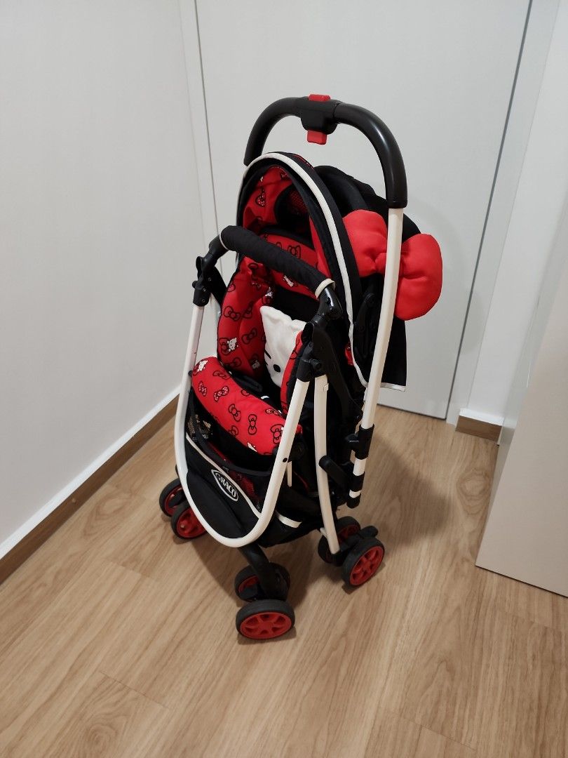 Graco Hello Kitty Sanrio Baby Stroller Japan Red Citilite, Babies ...