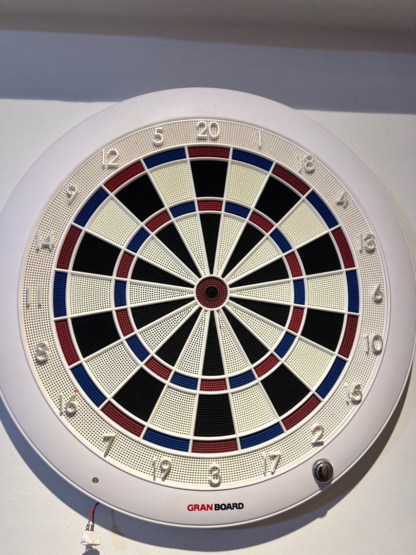 GranBoard 3S White with LED light, Sports Equipment, Other Sports ...