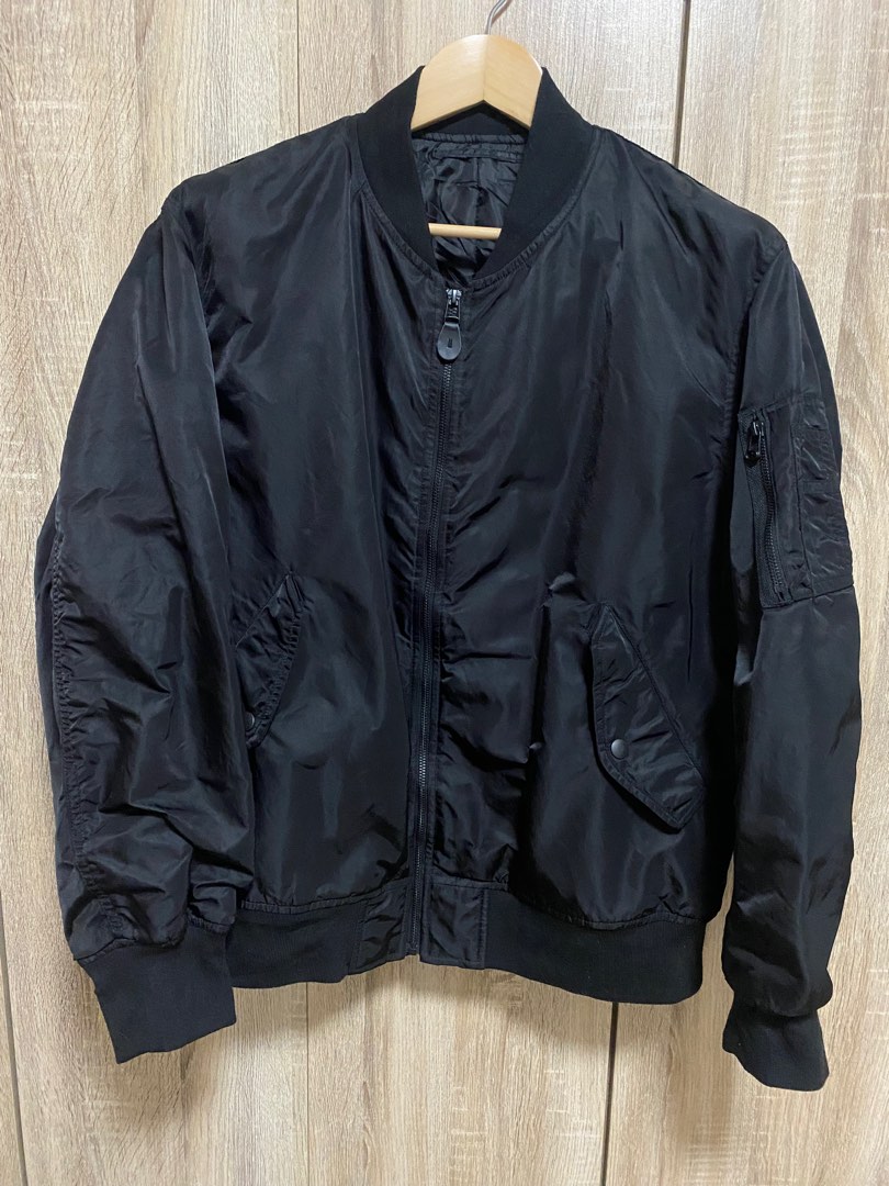 GU by uniqlo bomber jacket, Men's Fashion, Coats, Jackets and Outerwear ...
